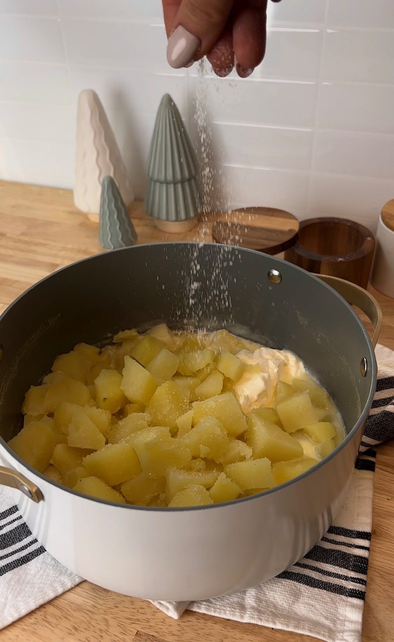 The best Mashed Potatoes - stokedathome.com